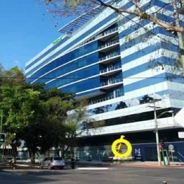 Edificio Reforma 10 – Inmobiliaria Fase Uno